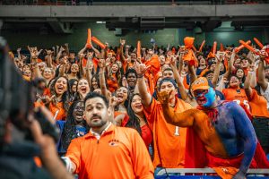 UTSA announces Spring 2025 commencement ceremony – The Paisano